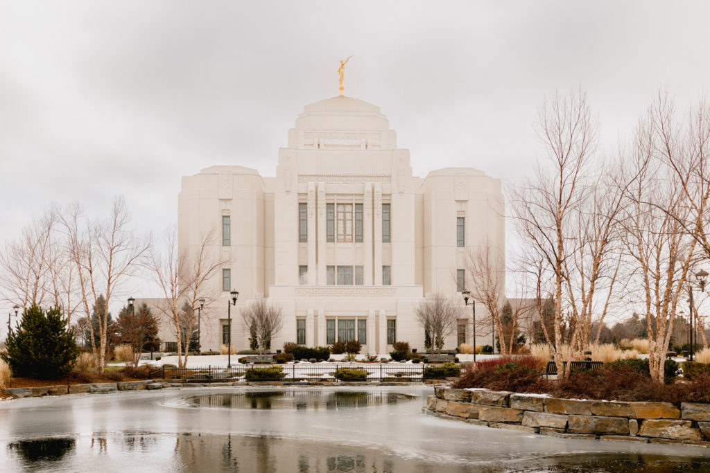 Meridian Idaho Temple Wedding | Idaho Wedding Photographer | Robin ...
