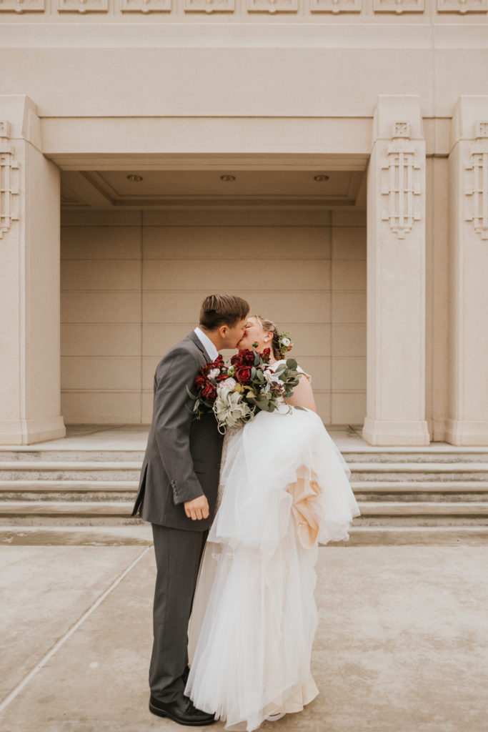 Meridian Idaho Temple Wedding | Idaho Wedding Photographer | Robin ...